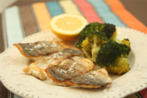 Din seria "ce mai luam la pachet": dorada la gratar cu broccoli - Taste ...